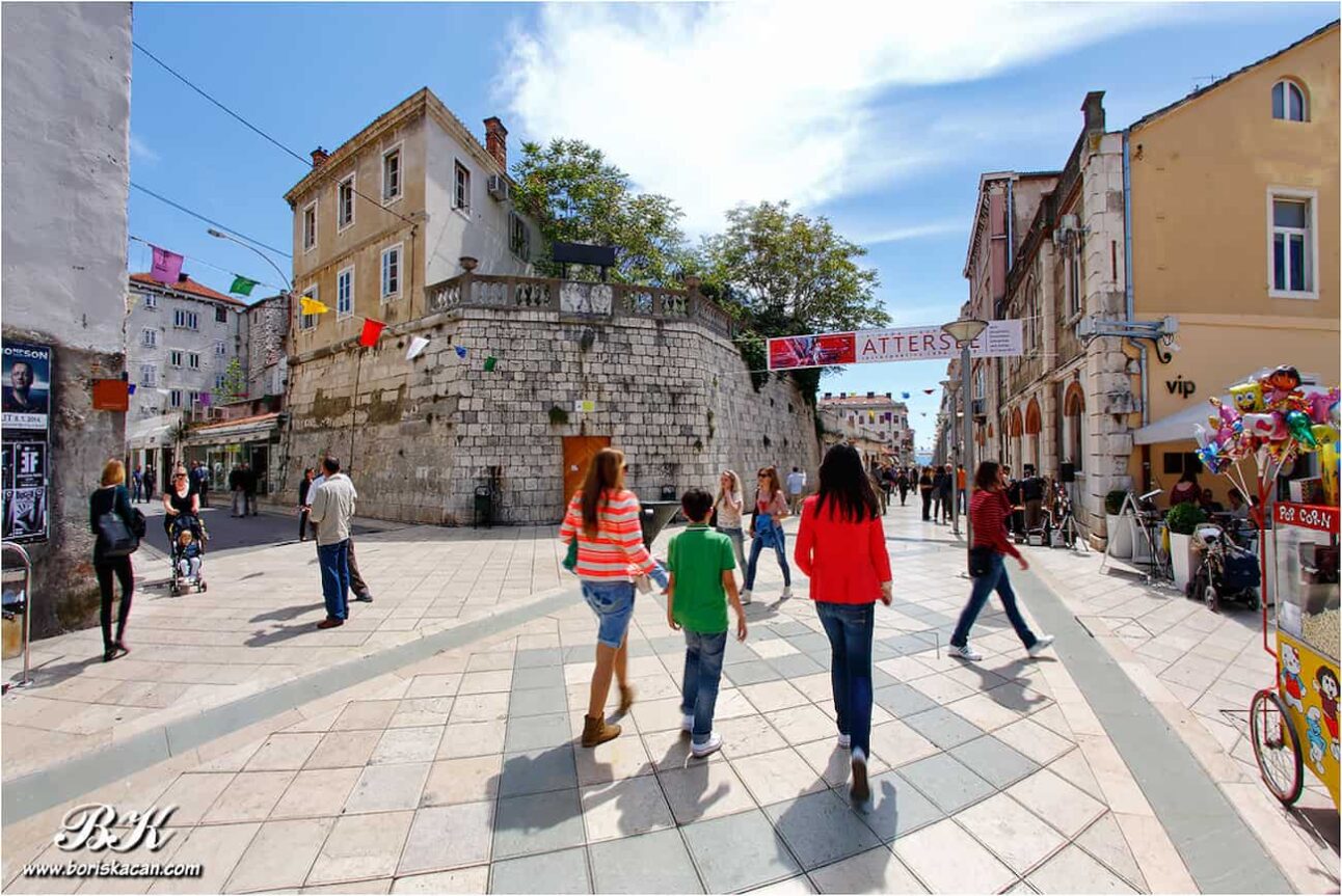 Split: die Amerikaner kommen! - Kristijan Antic BLOG